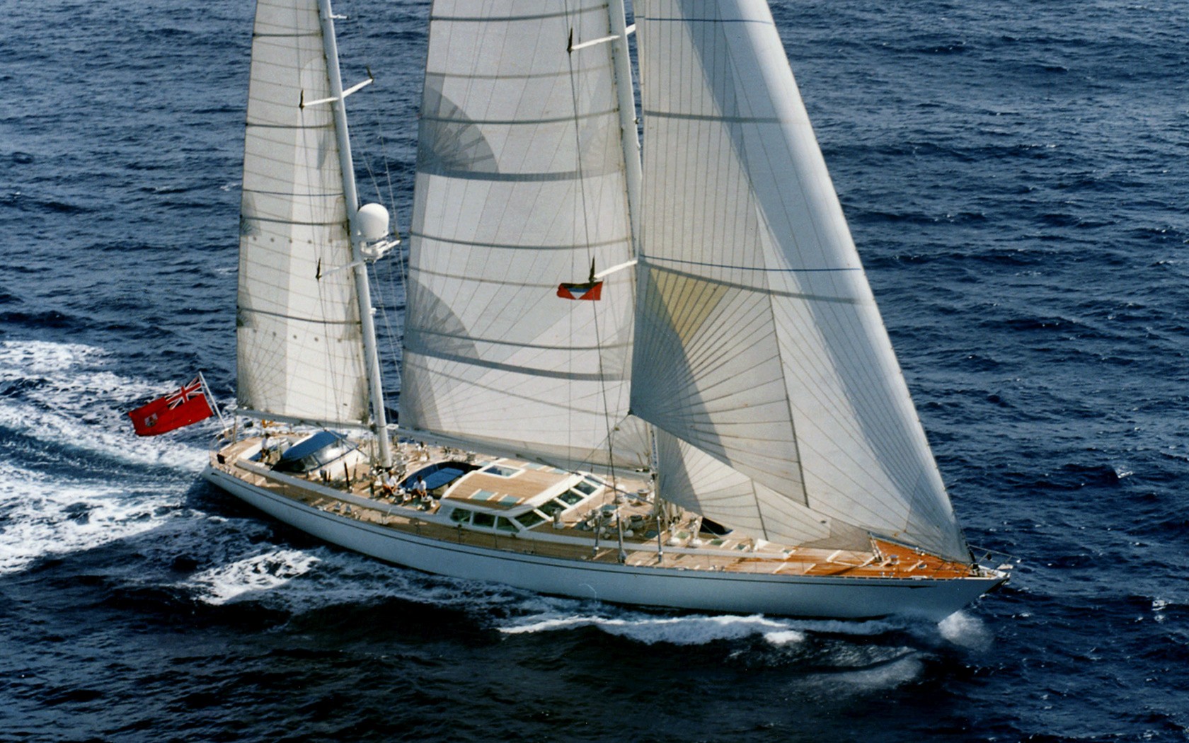 Yacht CYCLOS III, Royal Huisman | CHARTERWORLD Luxury Superyacht Charters